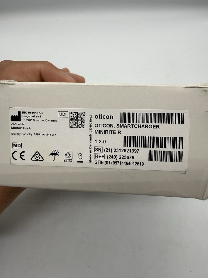 Oticon Intent Smart Charger Minirite R -Black | eBay