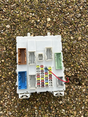 Ford Transit - Tourneo Connect 2007 Fuse Box Control Module Relay Box ...