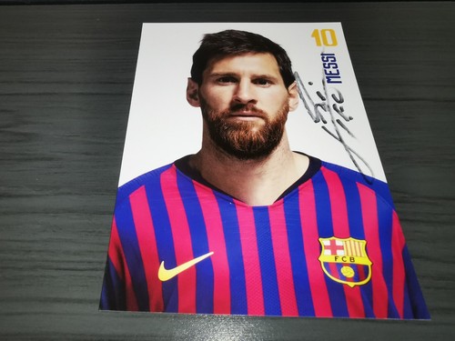 Lionel Messi hand signed FC Barcelona Club autograph card | eBay