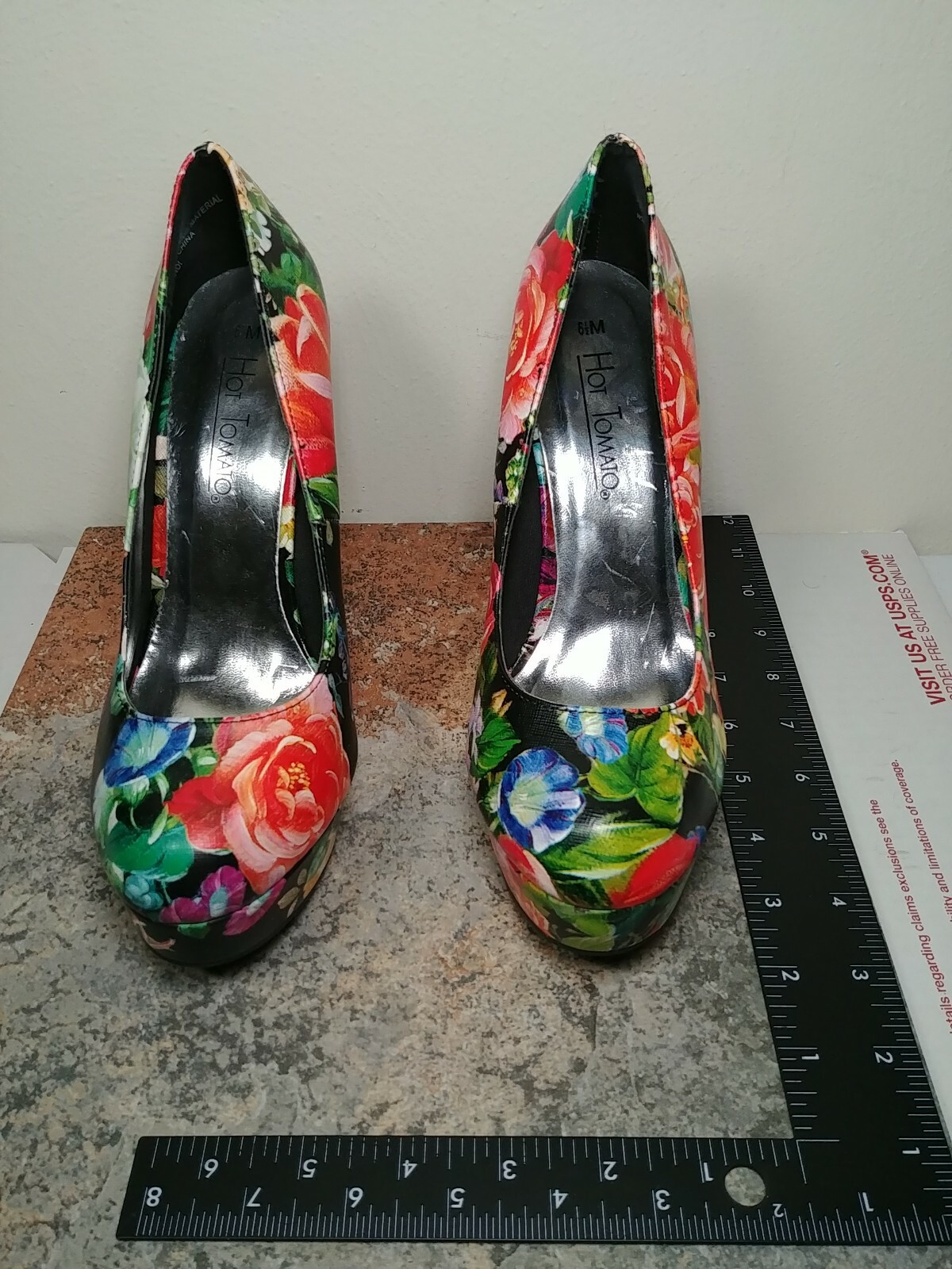 Women's Red Floral Hot Tomato Platform Pumps size 6.5 - Gem