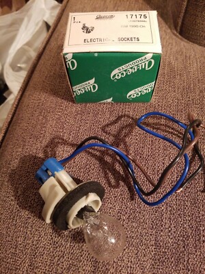 17175 awveco socket 2 terminal w/3057 Bulb and pigtails | eBay