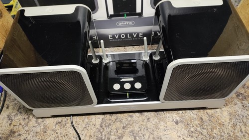 Griffin Evolve Wireless IPod Docking Sound System 6384A-1201 Base With ...
