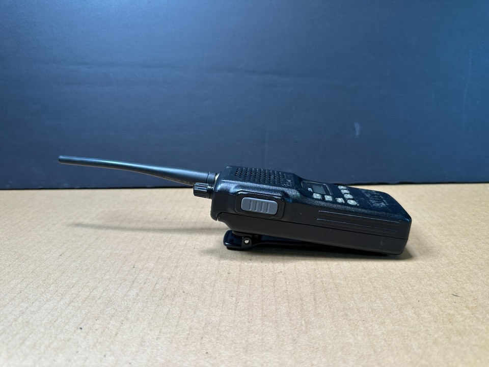 ICOM IC-F4S-4 440-470MHz UHF Two Way Radio Works Ships Fast!!! | eBay