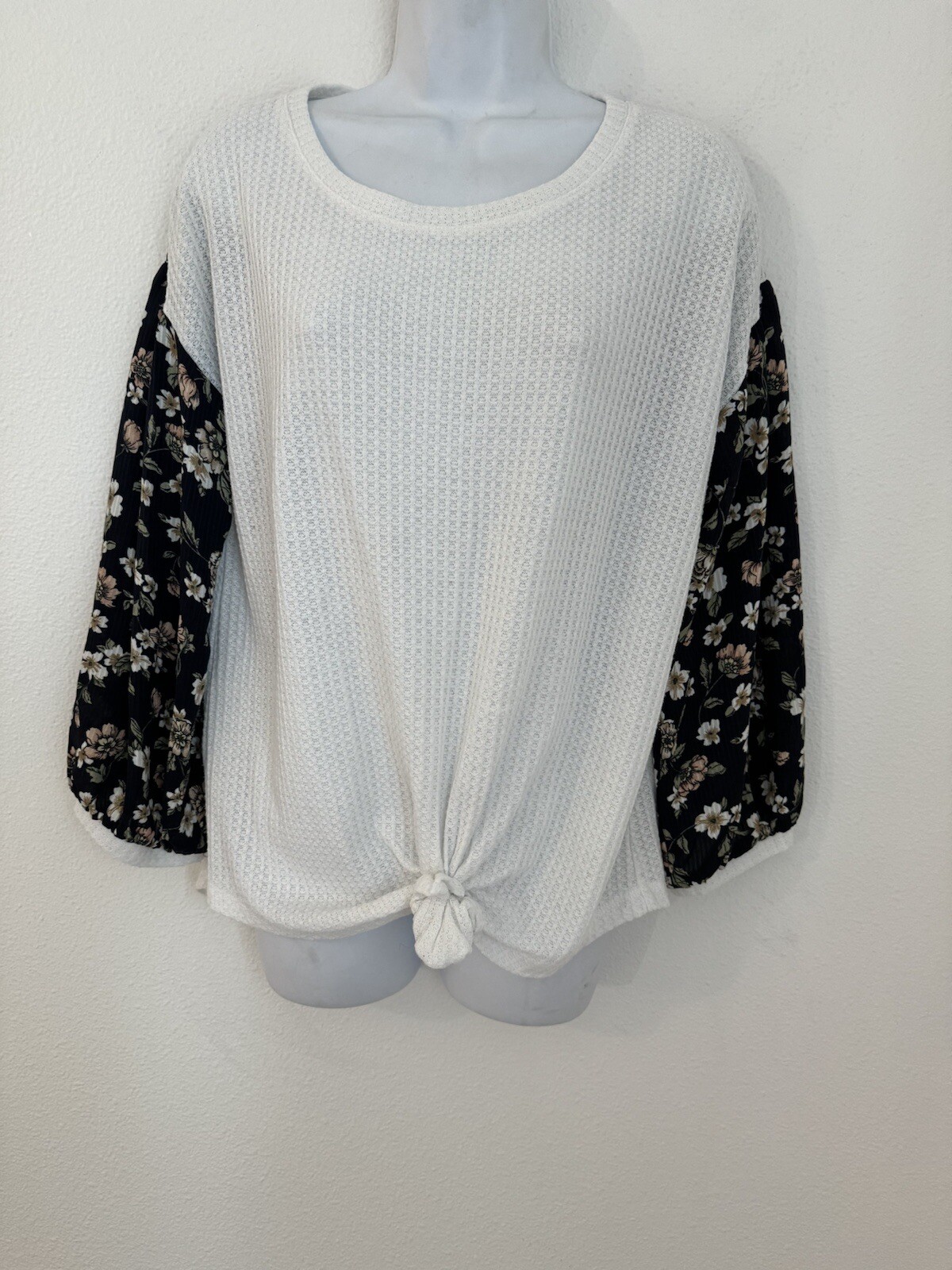 MYSTREE Top Blouse Womens Size M White Waffle Knit Mixed Media Floral ...