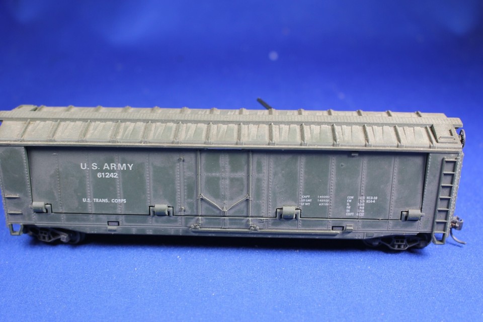 HO Cox #6124 U.S. Army Q Box Car with Cannons - Very Good Condition | eBay