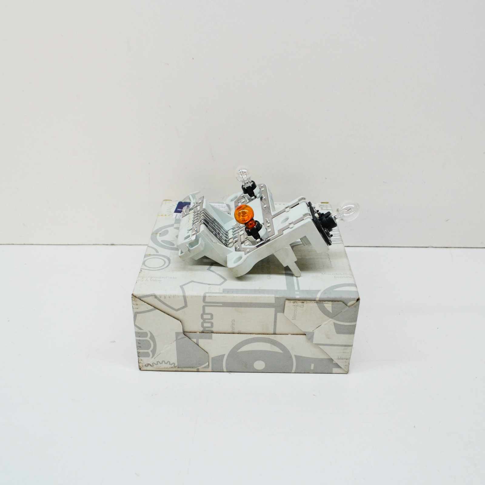 MERCEDES-BENZ S-CLASS W221 Right Taillight Bulb Holder A2218200277 NEW ...