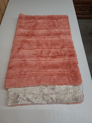 The Handmade Heifer 5ftX3ft Minky Peach & Light Colored Throw Blanket-J ...