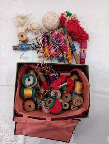 Vintage Lot Of Wooden Spools Some With Thread | eBay