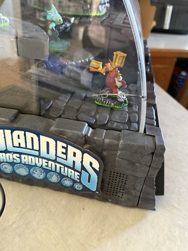 Skylanders Spyro's Adventure Store Display All Working See Pics | eBay