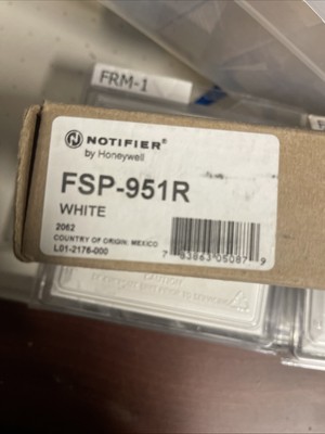 ‎Notifier FSP-951R-IV Intelligent Photoelectric Sensor, Smoke Detector ...