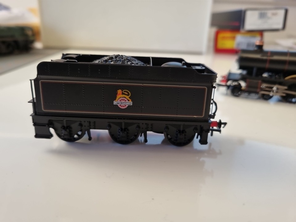 Bachmann OO Gauge GWR Hall Class Pitchford Hall 4953 4-6-0 DCC ready ...