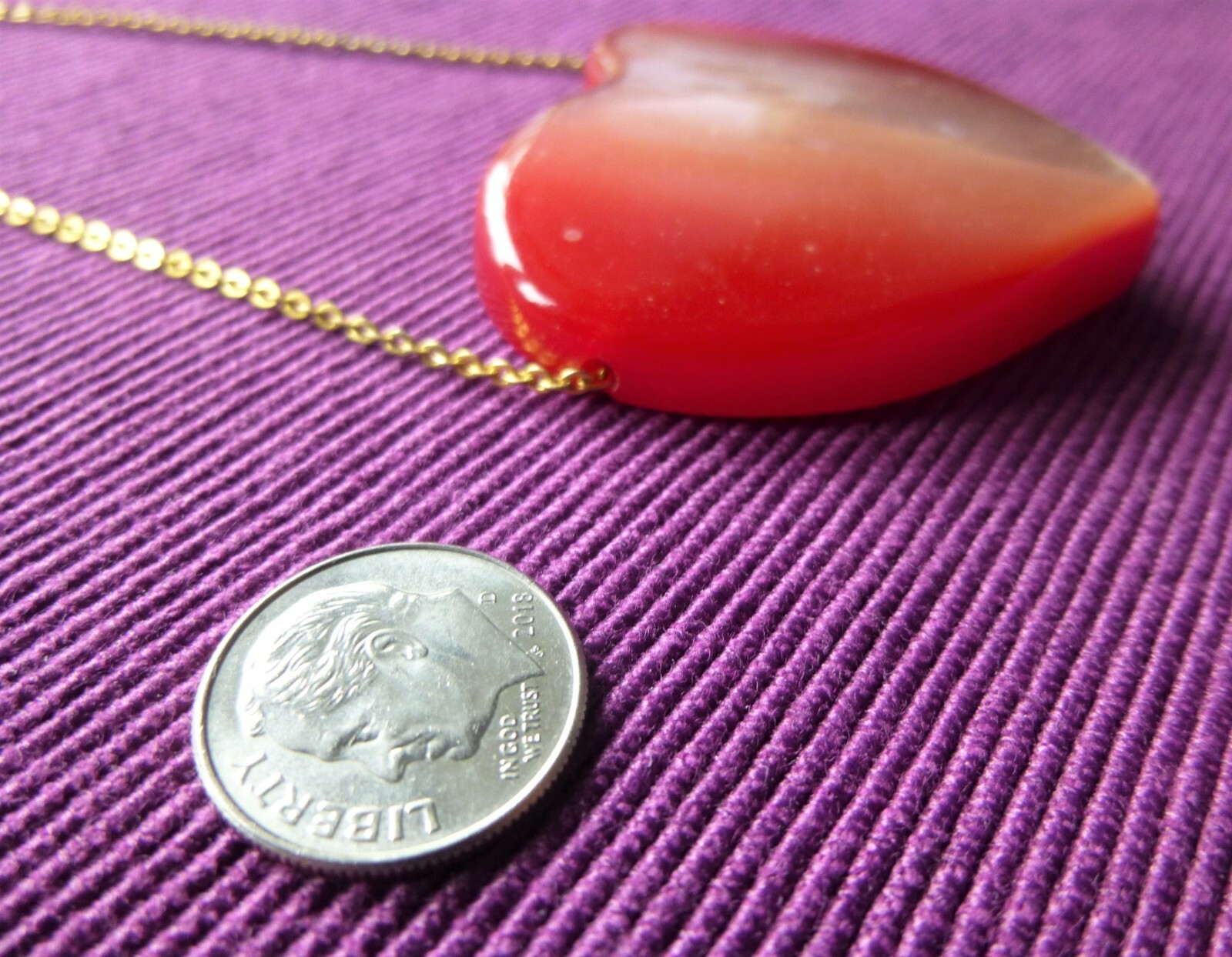 VTG BIG RED LUCITE HEART SHAPE PENDANT & 22.75" GOLD TONE CHAIN ~ MADE ...