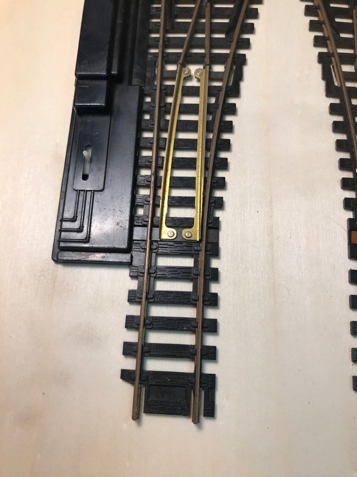 Pair of Lionel Corporation HO Left and Right Turnouts 18" Radius | eBay