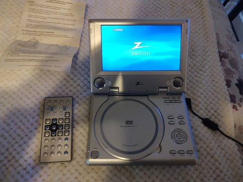 2005 Zenith Portable DVD Player Works Remote May Need Battery , no ...