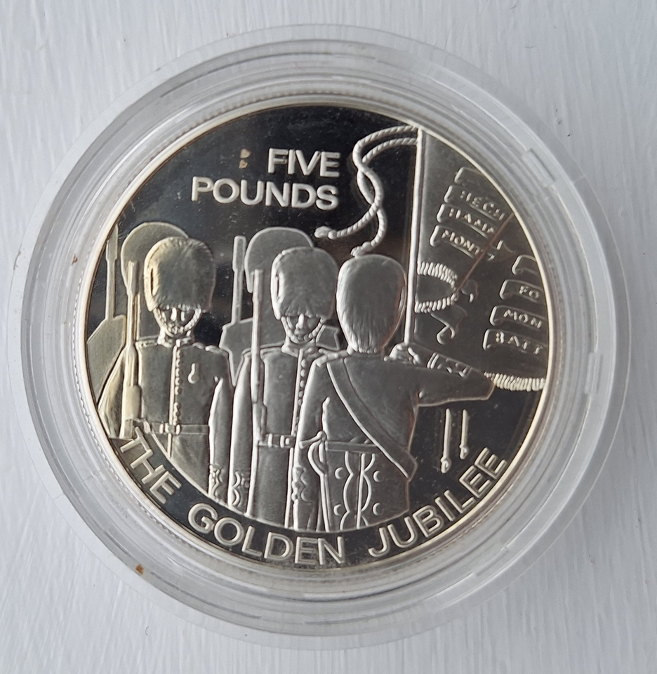 2003 SILVER PROOF 28.28g Guernsey - 5 Pounds - Elizabeth II Trooping ...