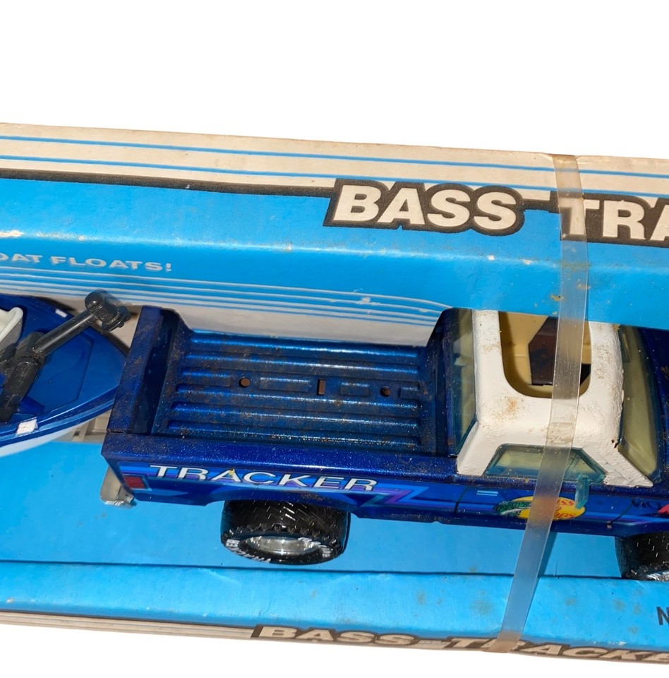 Nylint Bass Pro Shops Bass Tracker Toy Truck & Boat 2001 No 8243 | eBay