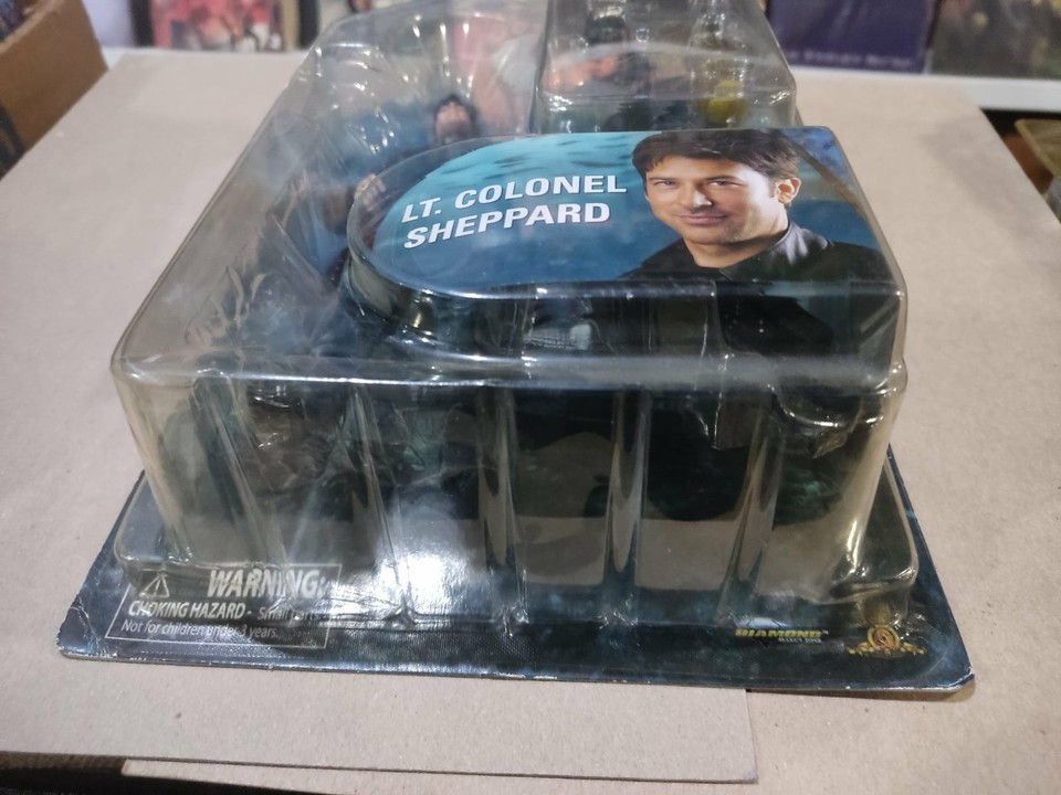 Diamond Select Stargate Atlantis Lt. Colonel Sheppard Figure NEW | eBay