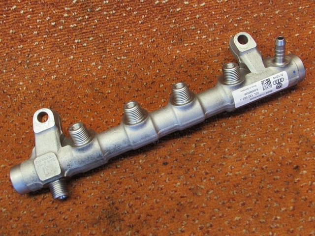 03L130089J Fuel Distributor Rail 2 0 TDI VW Tiguan I PASSAT B7 AUDI Q3 ...