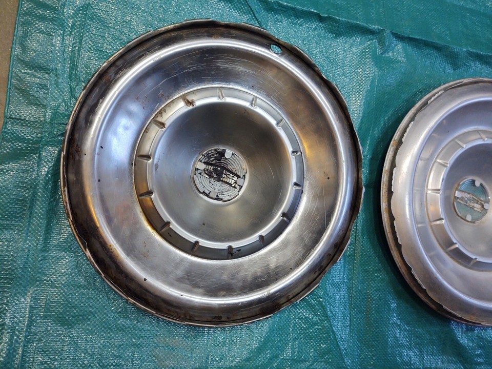 GM OEM 53 1953 1954 54 CHEVY ACCESSORY HUBCAP 15 Wheel Cover Hub Caps ...