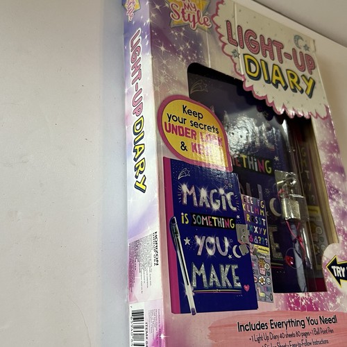 Just My Style Light Up Diary With Lock & Key 3 Piece Set Pen and ...