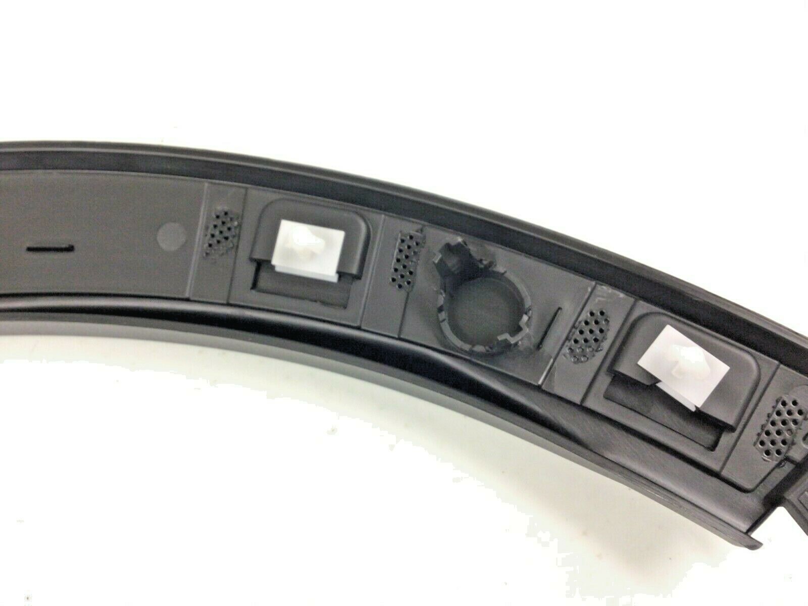 2019-2025 Cadillac XT4 rear wheel opening Molding RH passenger new OEM ...