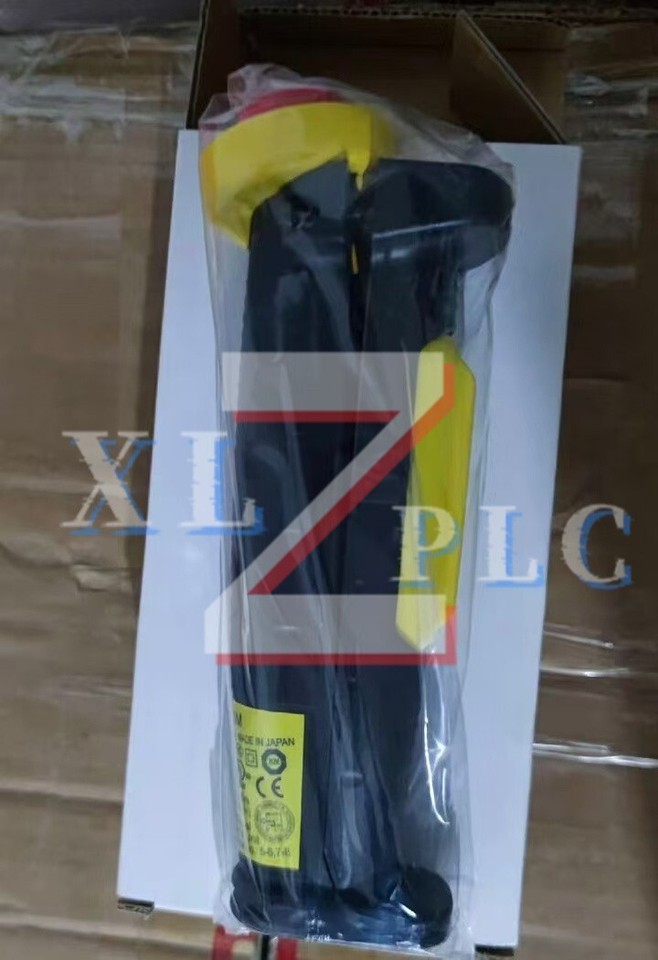 1PCS New IDEC HE1G-L20ME Handheld Enable Switch In Box* | eBay