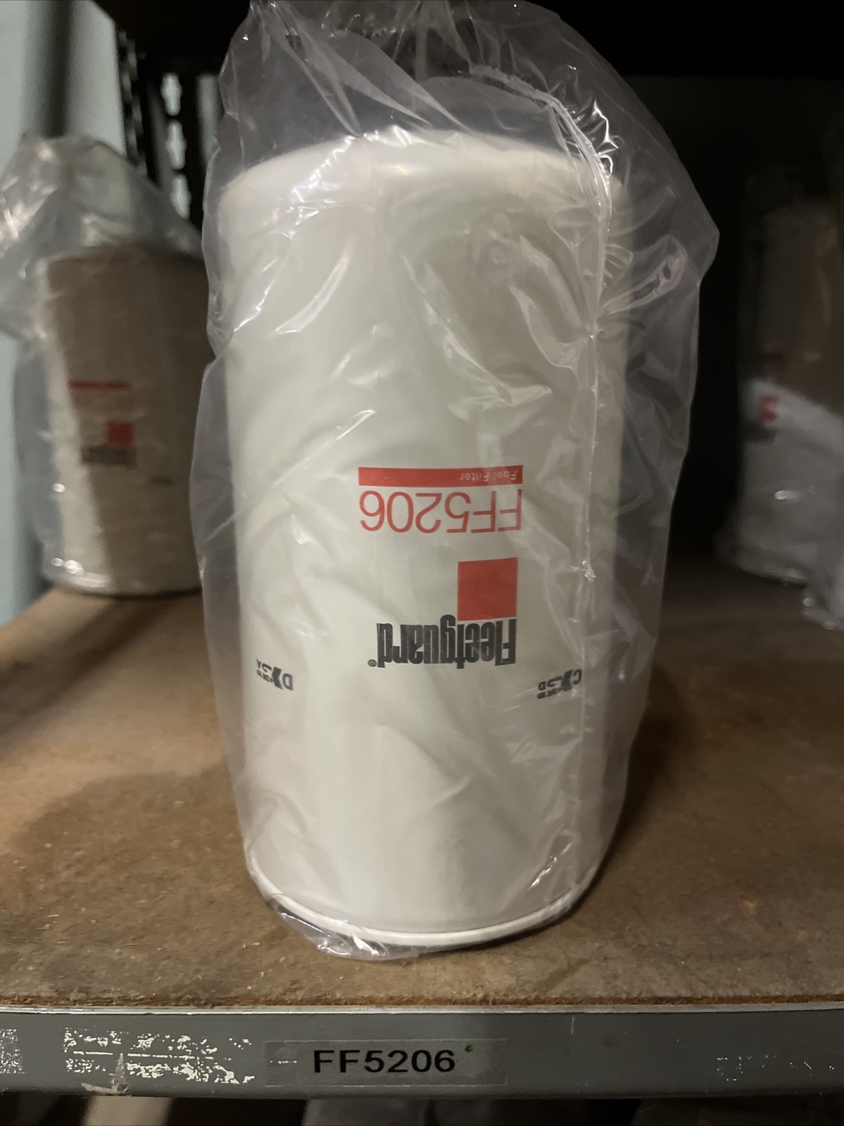 FLEETGUARD FF5206 - Fuel filter cross reference