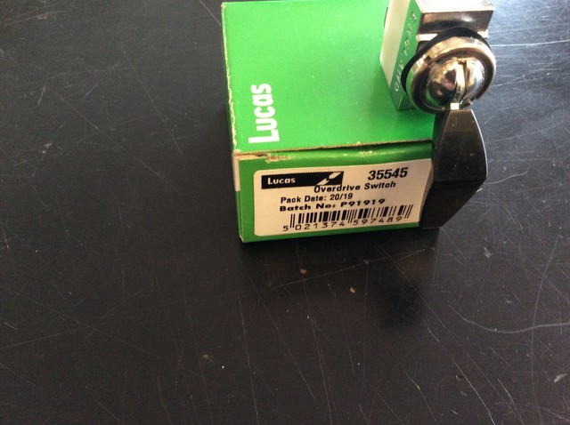 MGB Lucas Overdrive Switch and Escution Bezel BHA4513 Also Fits MGC ...