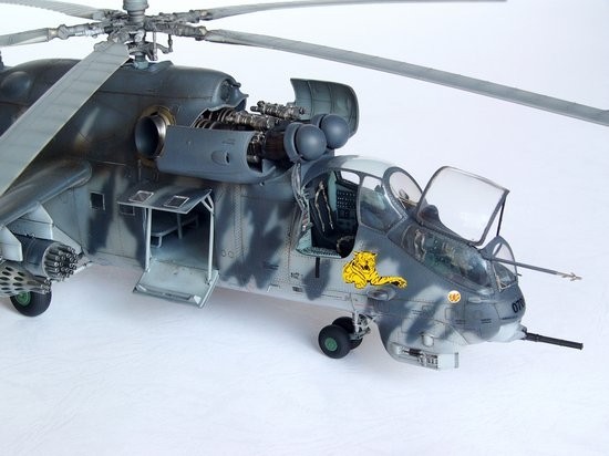 Trumpeter 05103 MIL MI-24V HIND-E 1:35 Plastic Model Kit | eBay