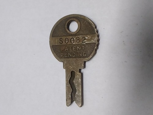 Mills Novelty Co. Chicago Slot Machine Key No. S0082 S 0082 Antique | eBay