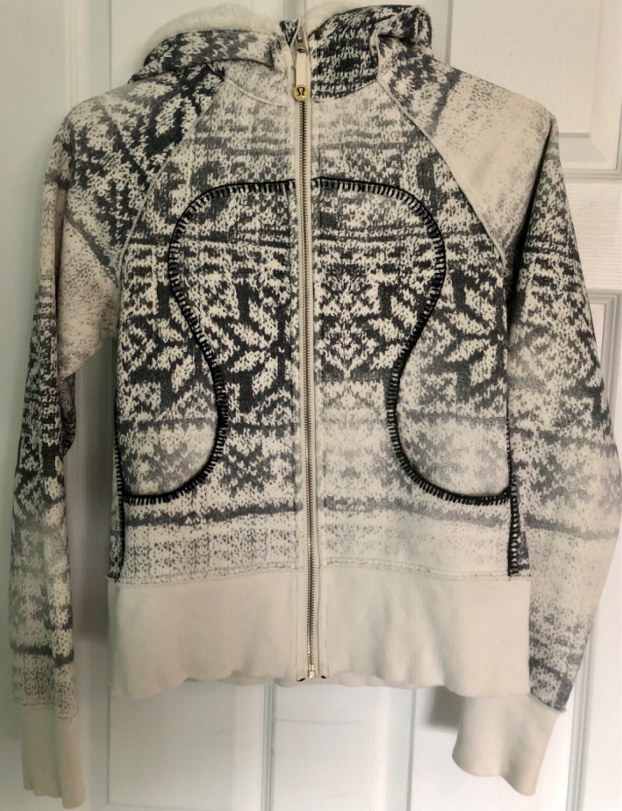 Lululemon Special Edition Scuba Hoodie Snowflake Fairisle Pattern Size ...