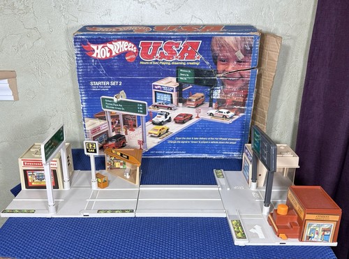 Vintage 1981 Hot Wheels USA Starter Set 2 5360 | eBay
