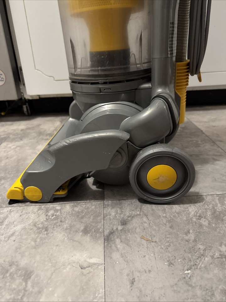 Dyson dc 14 All floors vacuum cleaner Bagless HEPA filter telescopic ...