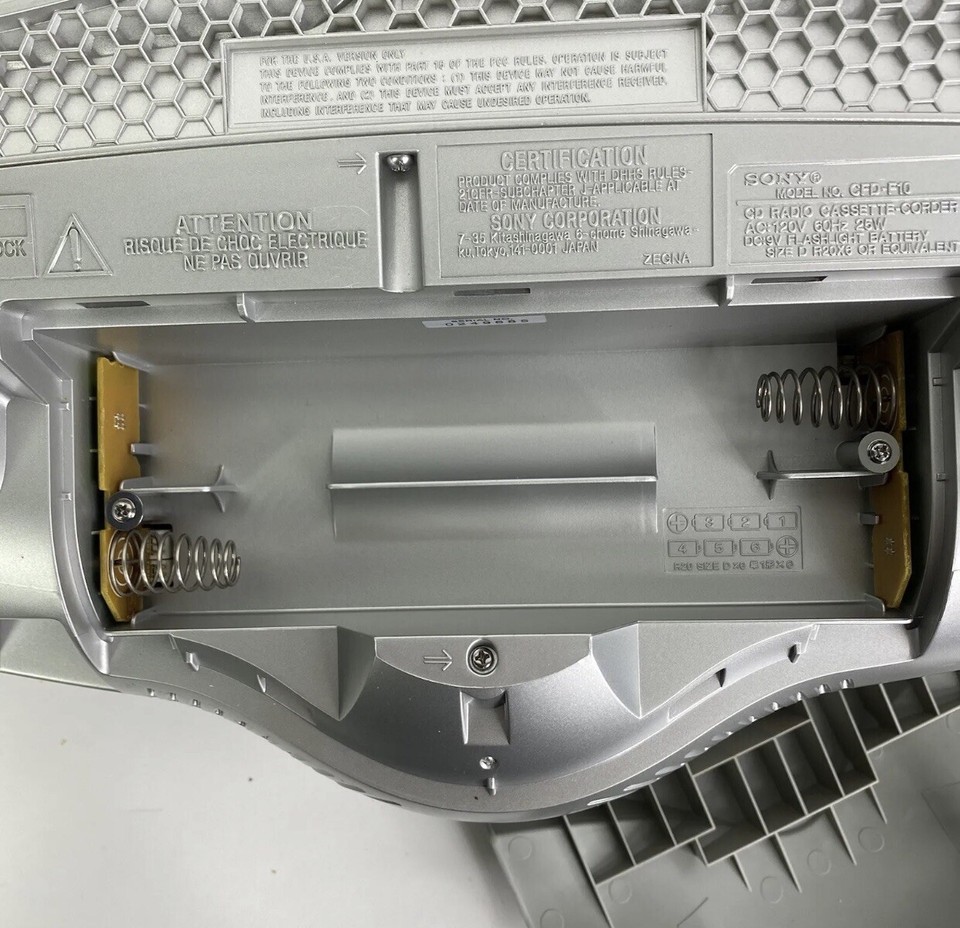 Sony CFD-F10 Dual Acoustic Bass Expansion CD Radio Cassette-corder | eBay