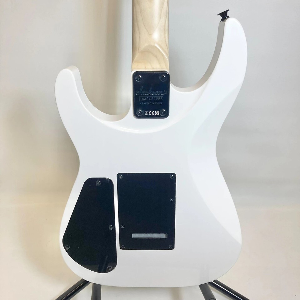 Jackson JS Series Dinky JS11 Electric Guitar - Snow White 885978976768 ...
