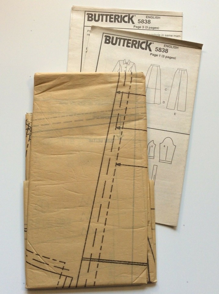 Butterick 5838 Misses'/Misses' Petite Top, Skirt & Pants Sizes 20-22-24 ...