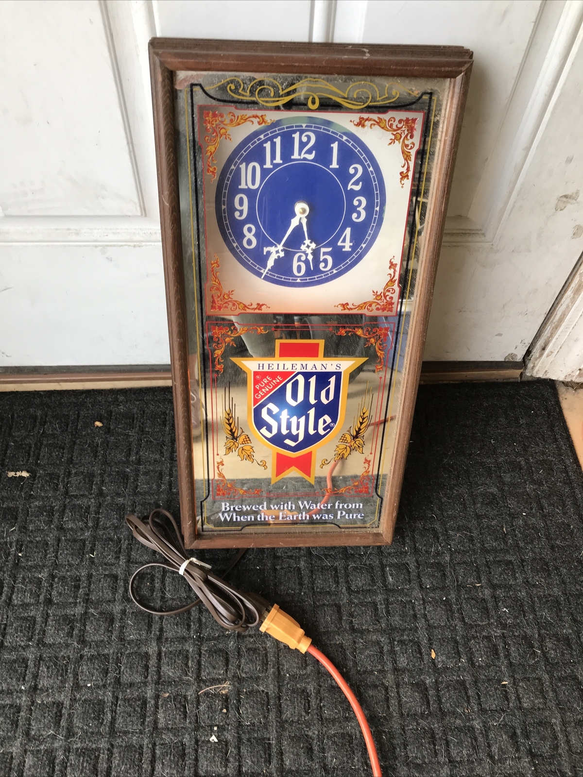 Vintage Old Style Beer Light Up Illuminated Clock Sign Mirrored Picture ...