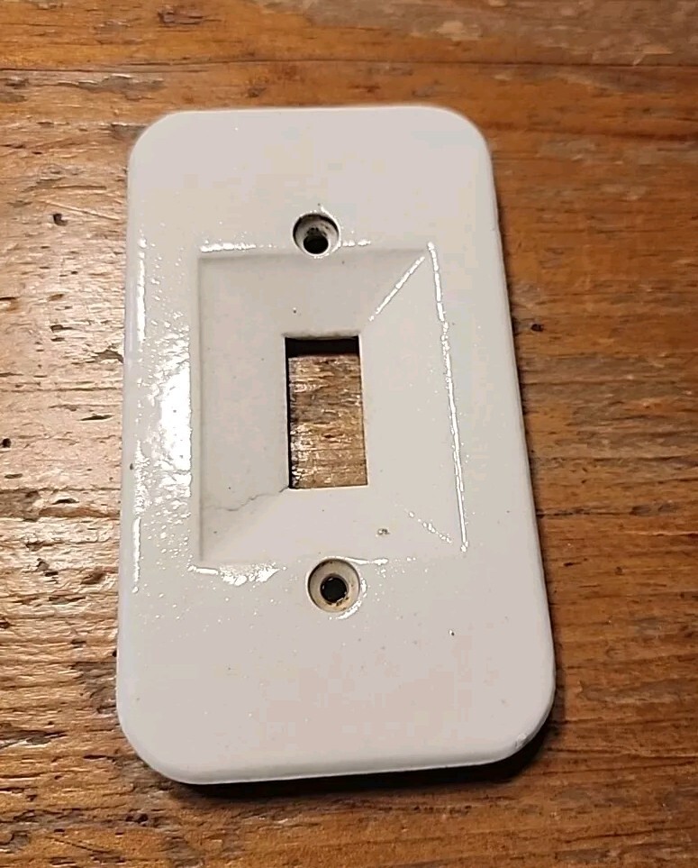Switch Plates & Outlet Covers For Sale - MAVIN
