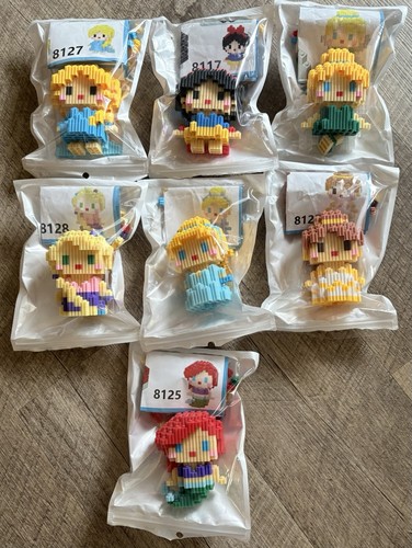 Set of 7 Pixel Blocks Character Toy Figures Buildable Mini Collectibles ...