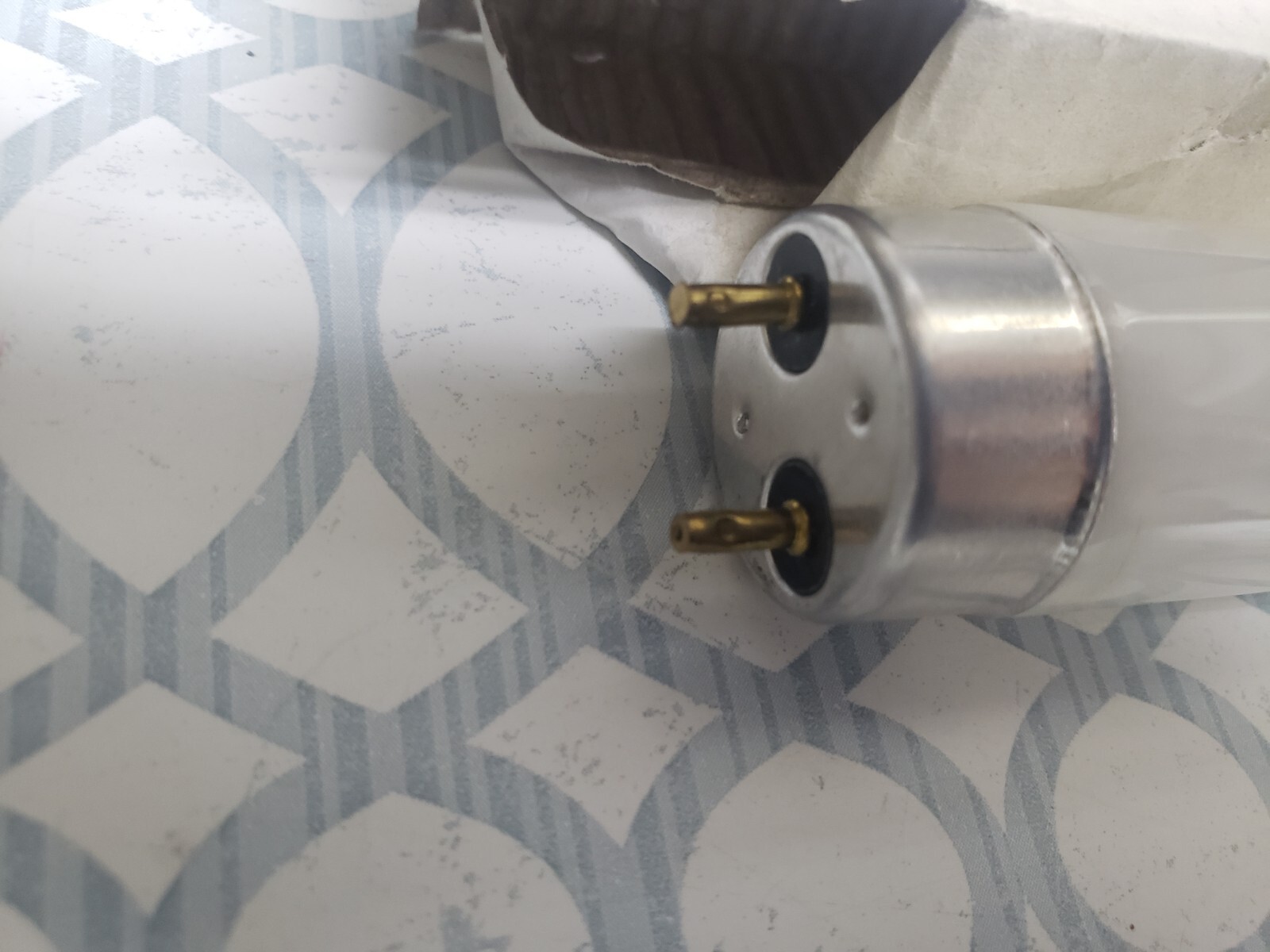 SYLVANIA F13T8/CW T8 Fluorescent Tube Light Bulb 13W | eBay