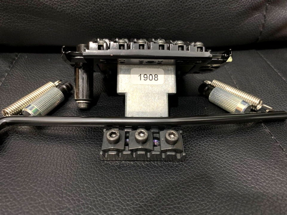 Ibanez Edge Zero II Tremolo with ZPS3Fe - Black | 2TRX5AD022 | DHL ...