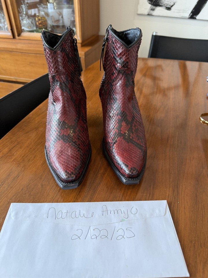 Zoey Tecovas Burgundy Python Size 6.5 | eBay