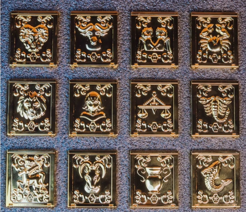 RH model Saint Seiya Cloth Myth 12 cloth boxes for Bandai EX Gold Saint ...