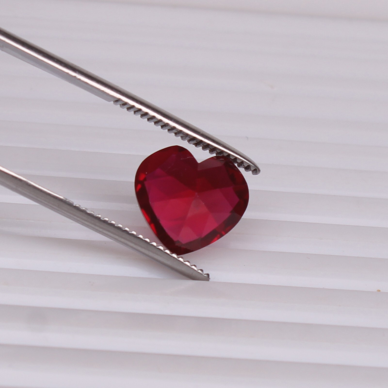 Naturale Rosso Rubino Piccione 7.40 KT Diamante a Cuore Forma ...
