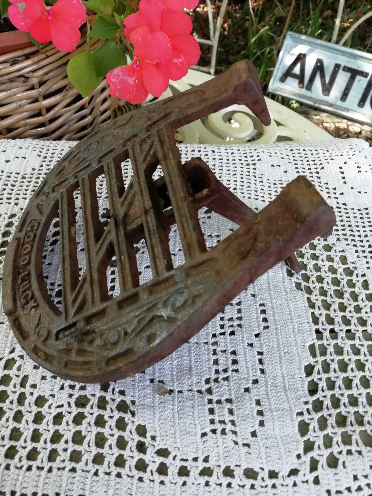 Antique Cast Iron Good Luck Trivet Horse Shoe & Gate Circa 1890 | eBay