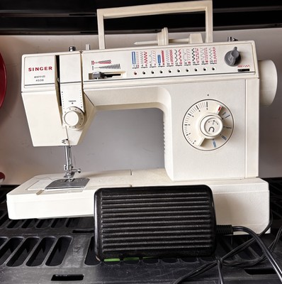 Singer Merritt 4538 C Sewing Machine Portable Vintage WORKS!! | eBay