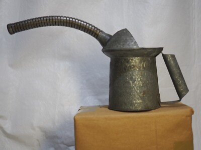 Vintage NYC-PA 2 Quart Galvanized Metal Liquid Oil Pitcher Can w ...
