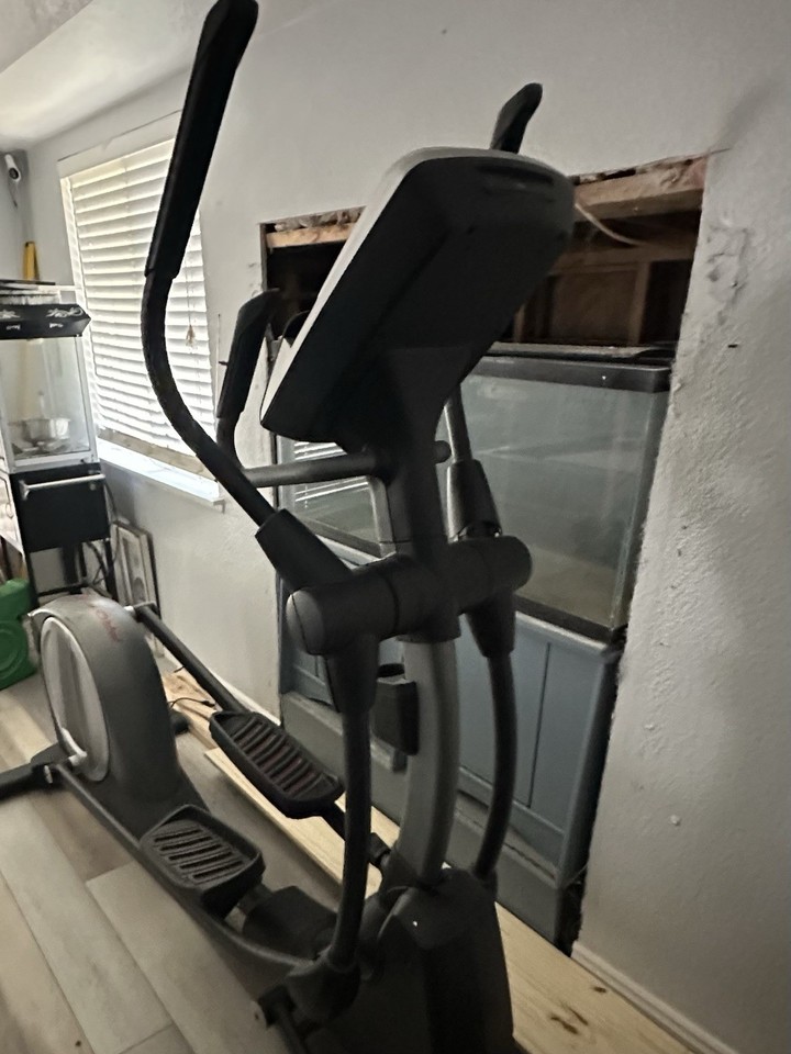 ProForm Elliptical Trainer with Adjustable Resistance 43619899092| eBay