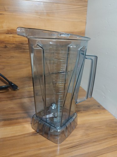 Vitamix Super 5000 VM0103 Blender Black 2 64 OZ Canisters Tamper | eBay