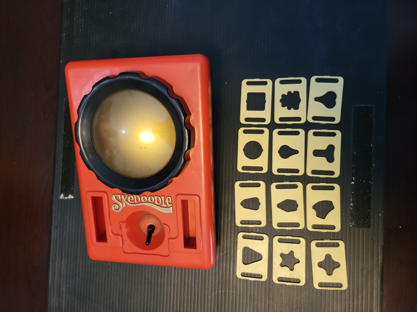 1979 HASBRO SKEDOODLE ETCH A SKETCH DRAWING & DESIGN TOY WITH 12 ...